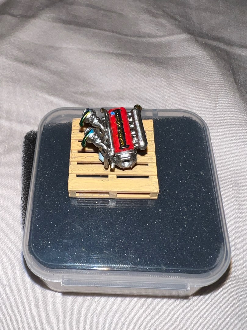 1/64 RB26 engine and wood pallet, Hobbies & Toys, Toys & Games on Carousell