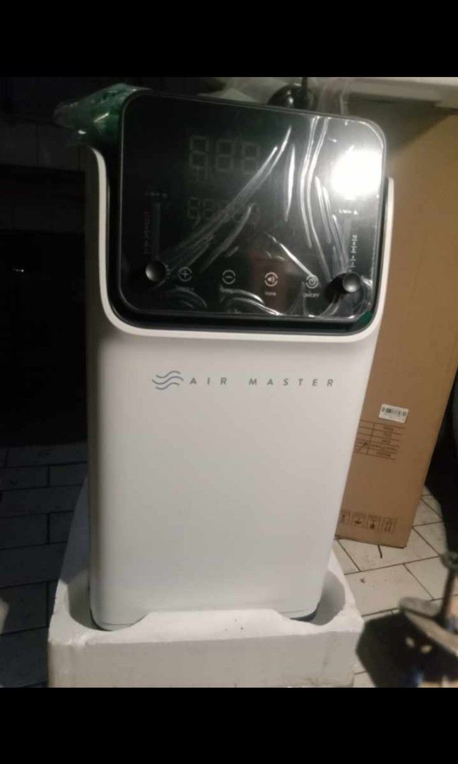 Air Master 10 L Oxygen Concentrator, TV & Home Appliances, Air ...