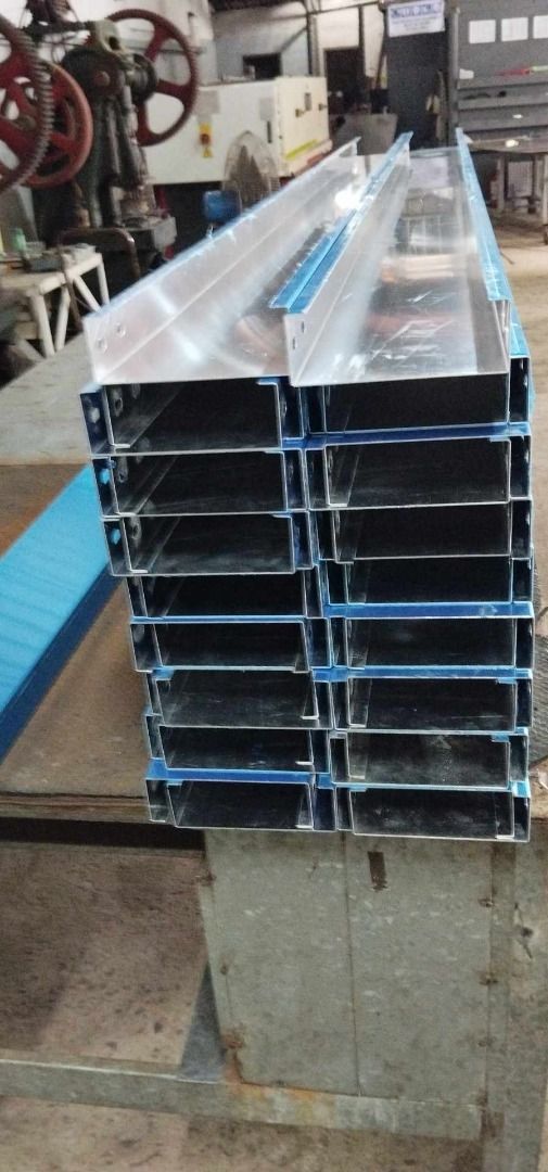 ALUMINUM CABLE TRAYS, Commercial & Industrial, Construction & Building ...