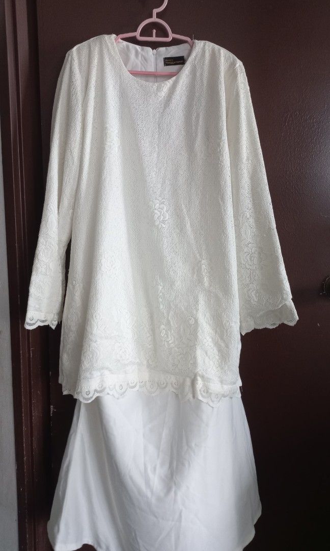 Baju Kurung Lace Putih Offwhite Nikah / Tunang, Women's Fashion ...