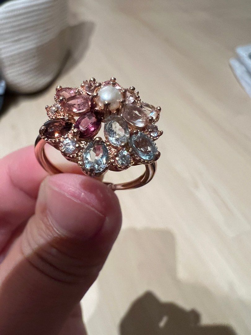 Bejeweled floral adjustable ring, Women's Fashion, Jewelry & Organisers, Rings on Carousell