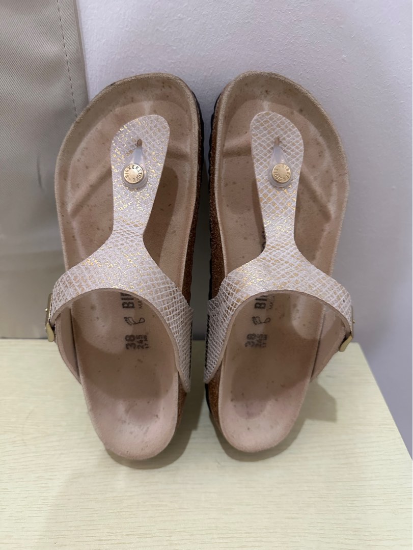 Birkenstock Gizeh Python Leather 38, Women's Fashion, Footwear, Flats ...