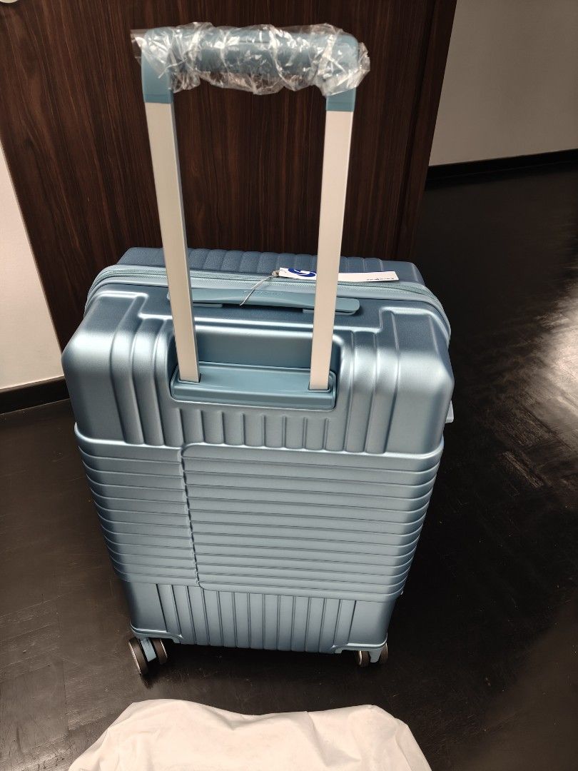 Brand New 24 Inch Samsonite Gritt, Hobbies & Toys, Travel, Luggage on ...