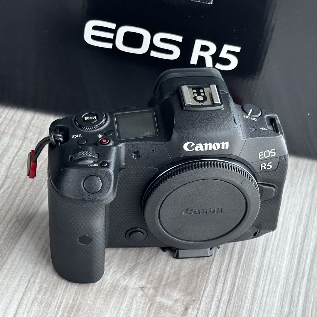 Canon EOS R5 Body, Photography, Cameras on Carousell