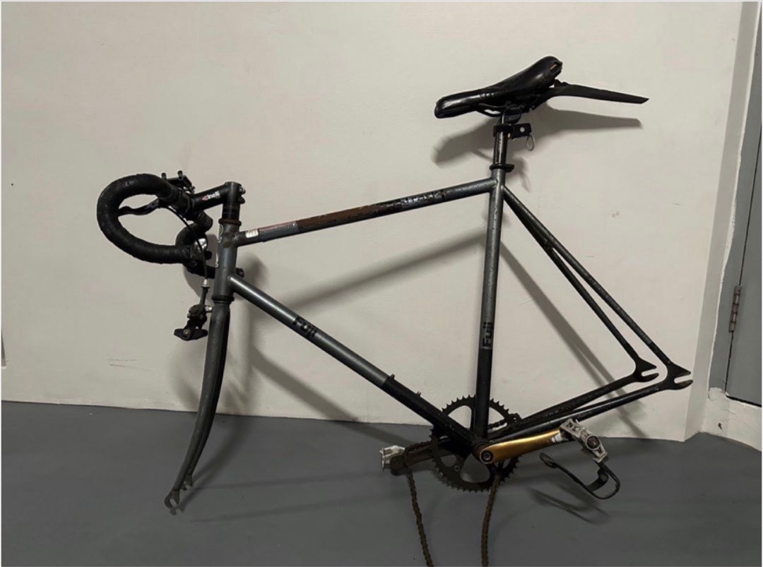Classic Track Fuji Frameset, Sports Equipment, Bicycles & Parts ...