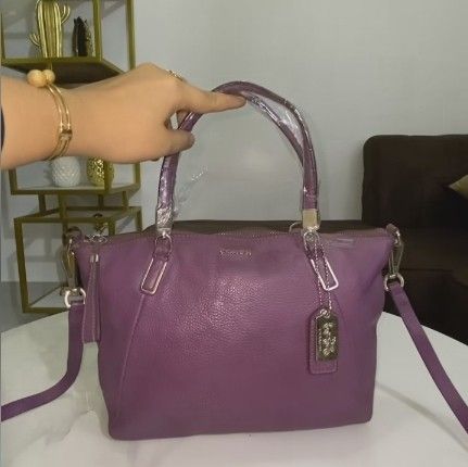 COACH FULL KULIT ASLI, Fesyen Wanita, Tas & Dompet di Carousell