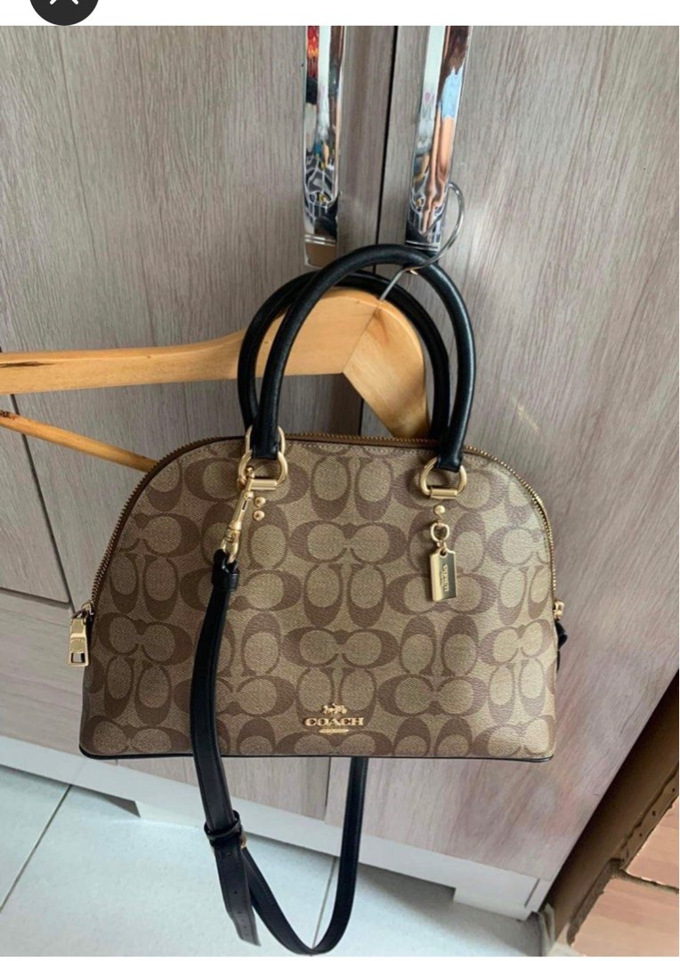 Coach Sierra Bag, Women's Fashion, Bags & Wallets, Cross-body Bags on ...