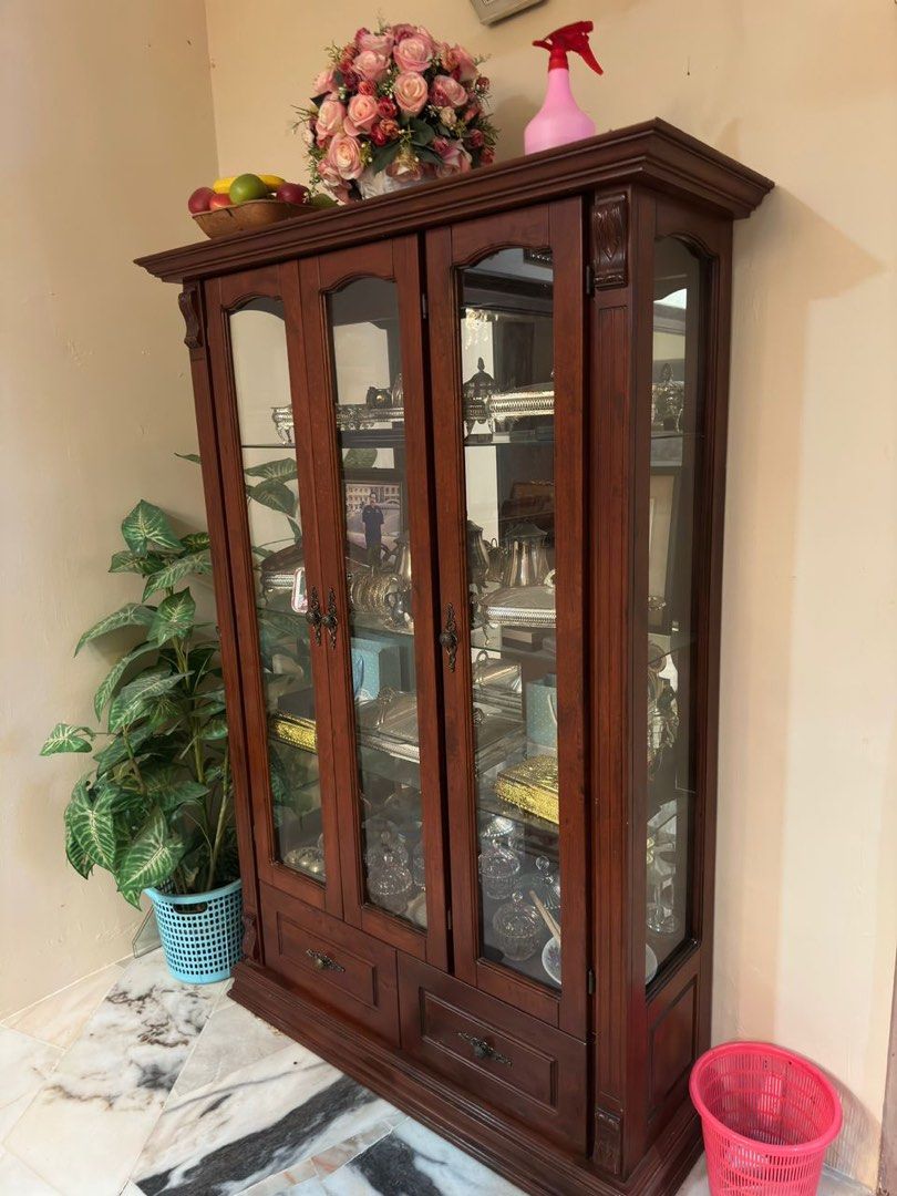 Display cabinet kayu jati, Furniture & Home Living, Furniture, Shelves ...
