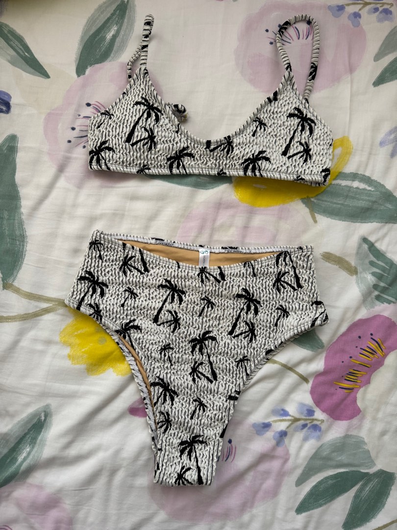 Eighth Mermaid Palmer Set (SMALL), Women's Fashion, Swimwear, Bikinis ...