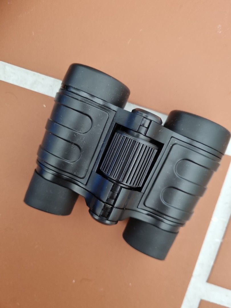 Foster Grant Binoculars, Hobbies & Toys, Travel, Travel Essentials ...