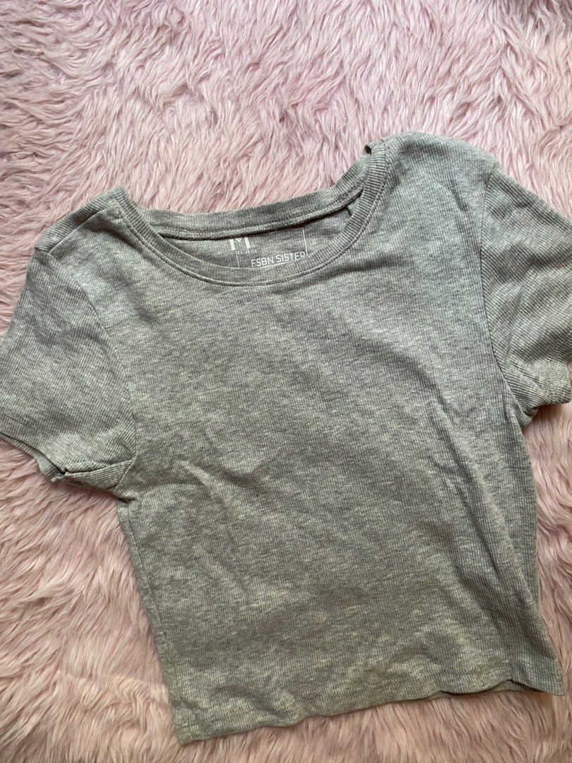 FSBN Sister crop top, Women's Fashion, Tops, Shirts on Carousell
