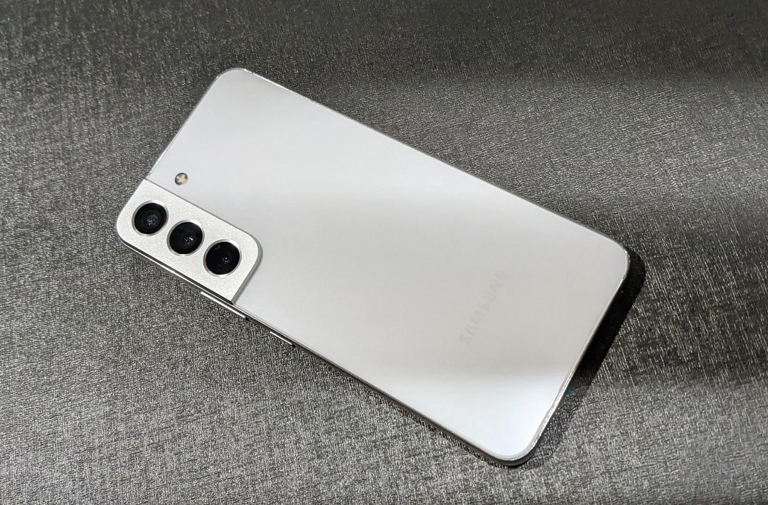 Galaxy S22 5G Cream 128GB, Mobile Phones & Gadgets, Mobile Phones ...