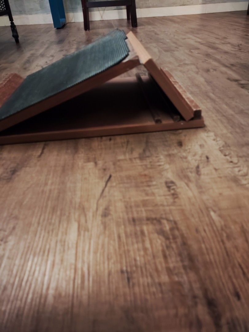 Inclined leg stand, Health & Nutrition, Medical Supplies & Tools on ...