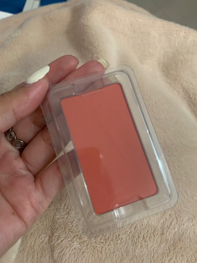 ISSY Powder Blush Insert FLESH, Beauty & Personal Care, Face, Makeup on ...