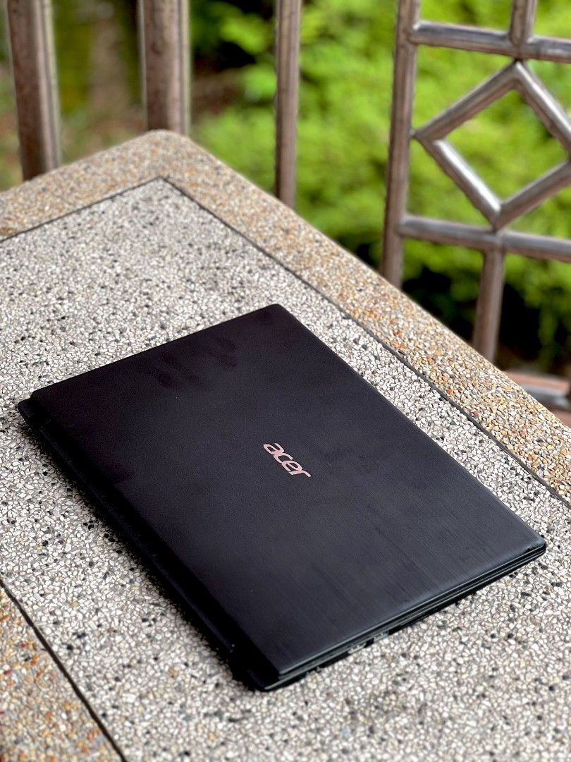 Laptop, Computers & Tech, Laptops & Notebooks on Carousell