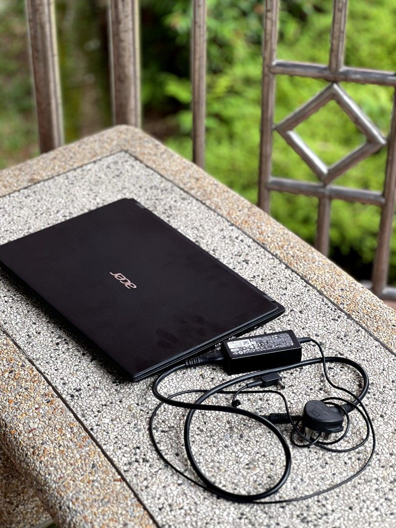 Laptop, Computers & Tech, Laptops & Notebooks on Carousell