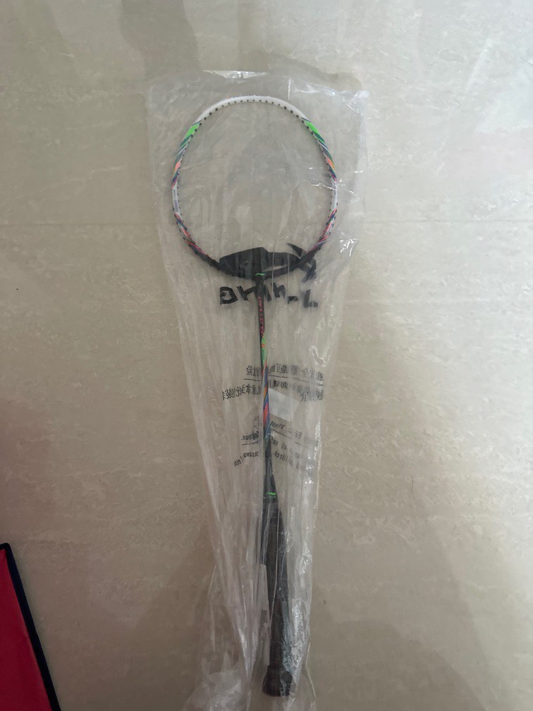 Lining badminton challenger 15boost, Sports Equipment, Sports & Games ...