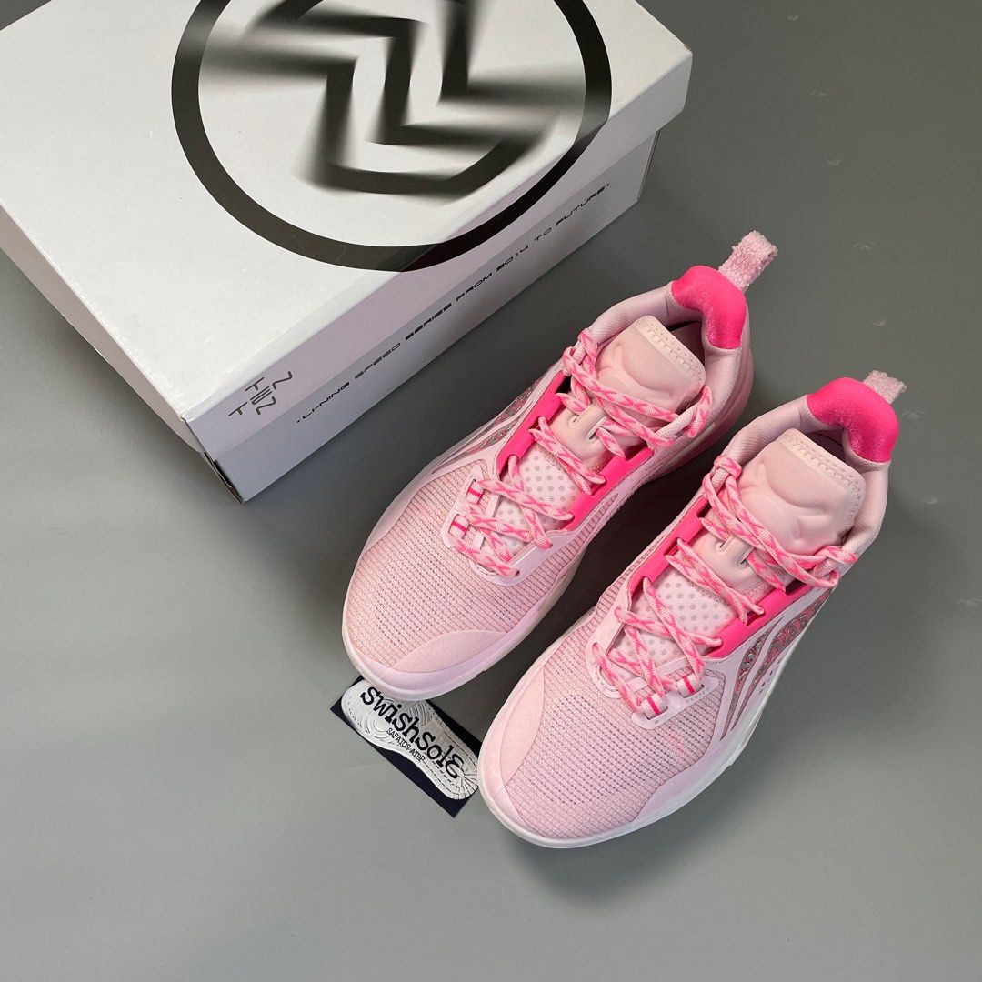 LINING SPEED 10, Men's Fashion, Footwear, Sneakers on Carousell