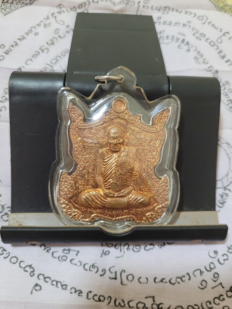 Lp kalong rian garlong thai amulet, Hobbies & Toys, Memorabilia ...