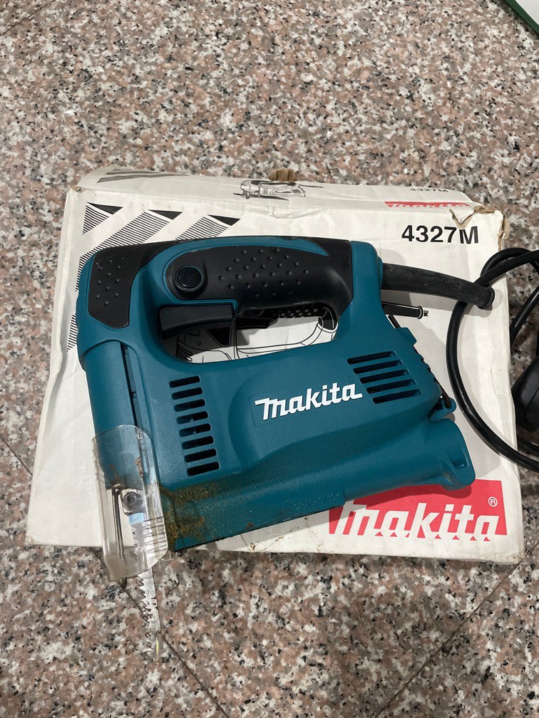 Makita electric jigsaw 4327M, Furniture & Home Living, Home Improvement ...