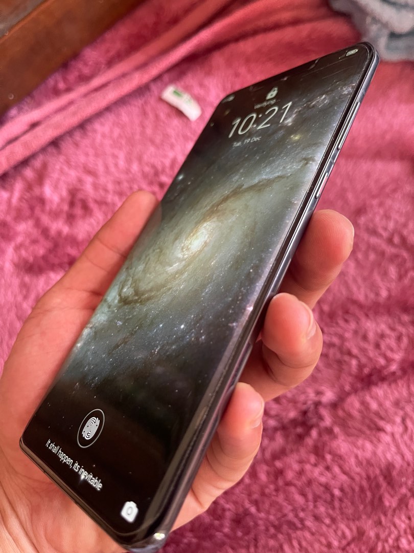 Mate 50 pro snapdragon 8plus gen 1 no issue, comes with orig charger no ...