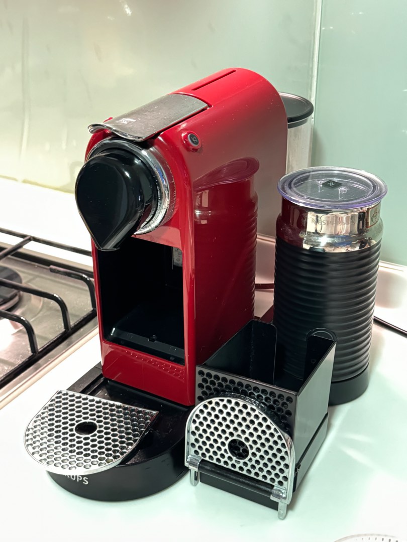 Nespresso Coffee Machine old model ESSENZA, TV & Home Appliances ...