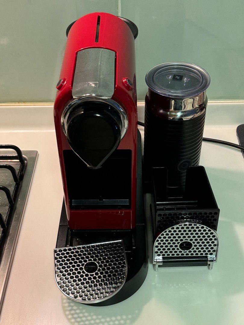 Nespresso Coffee Machine old model ESSENZA, TV & Home Appliances ...