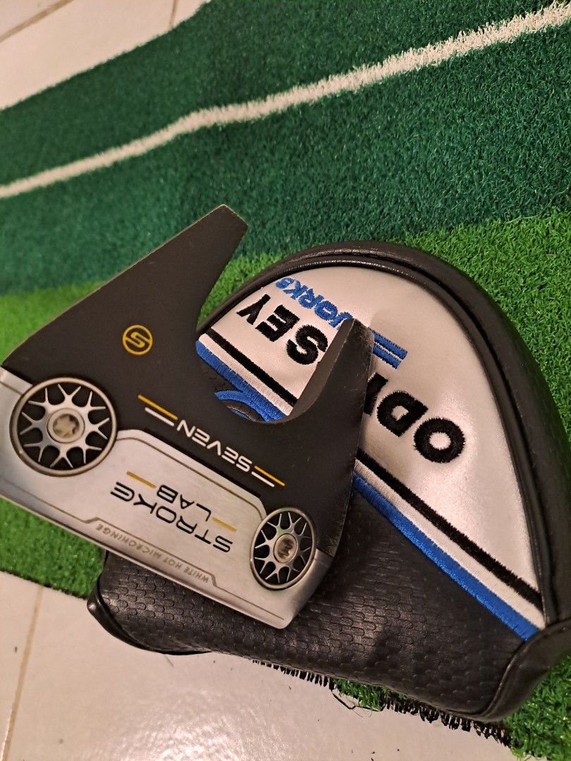 Odyssey stroke Lab #7 putter in good condition. 34 inch comes with ...