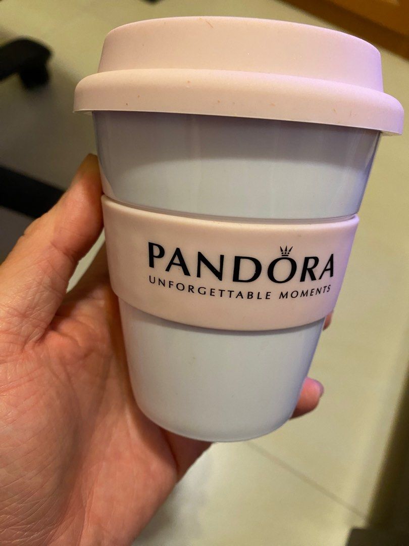 Pandora plastic cup with lid, 傢俬＆家居, 廚具和餐具, 茶具配件 - Carousell