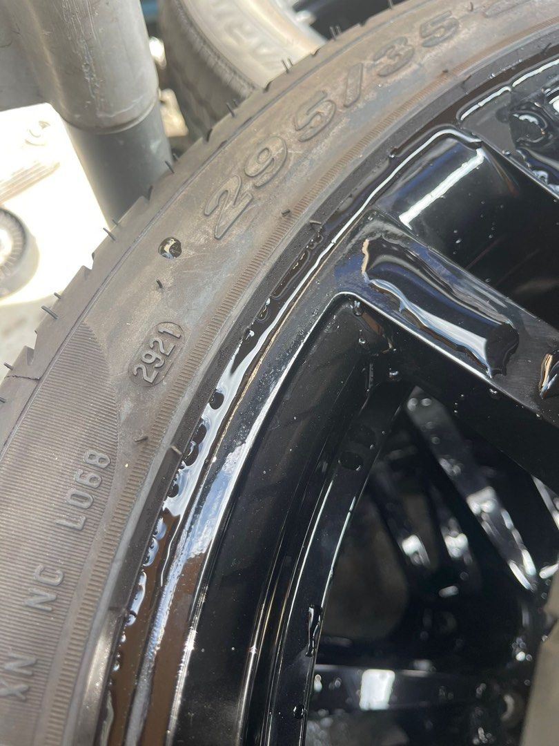 Porsche cayenne 958 turbo rims 21 inch with 295/35/21 p zero, Car ...