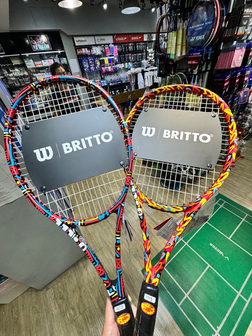 Wilson x Britto Pro Staff 97 V13 Britto Hearts Tennis Racket, 運動產品, 運動與 ...