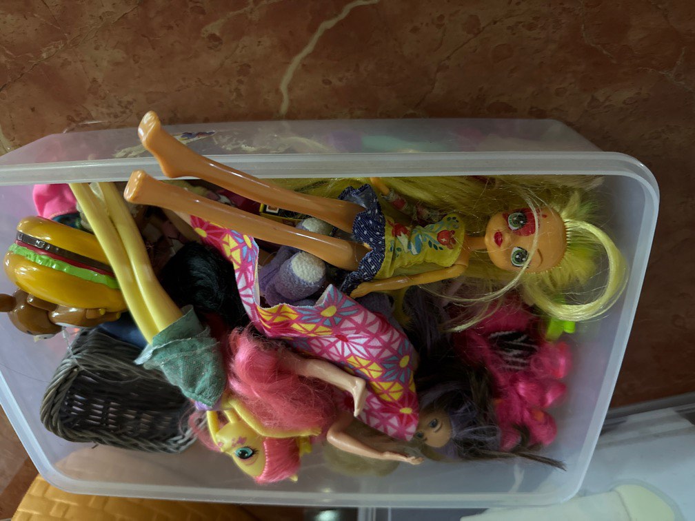 Random box of toys, Hobbies & Toys, Toys & Games on Carousell