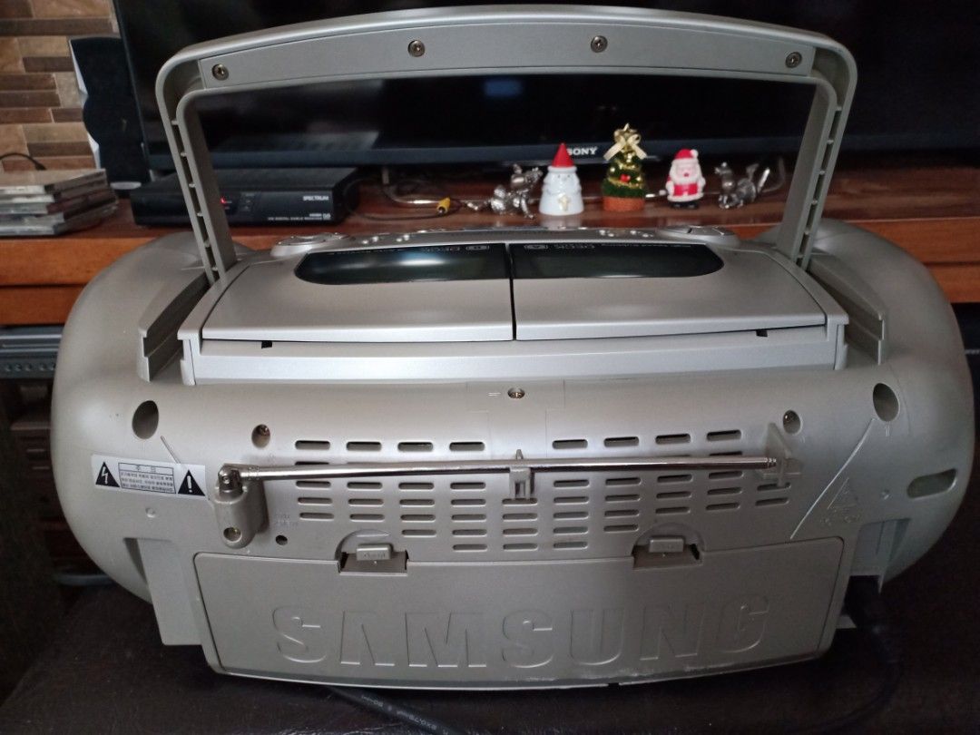 Samsung Portable CD Cassette Radio Boombox, Audio, Portable Music ...
