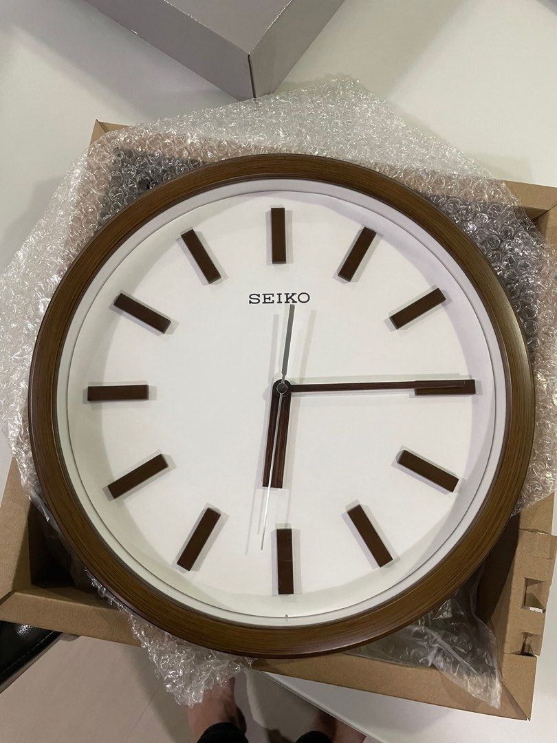 Seiko Wall Clock (35cm), Furniture & Home Living, Home Decor, Clocks on ...