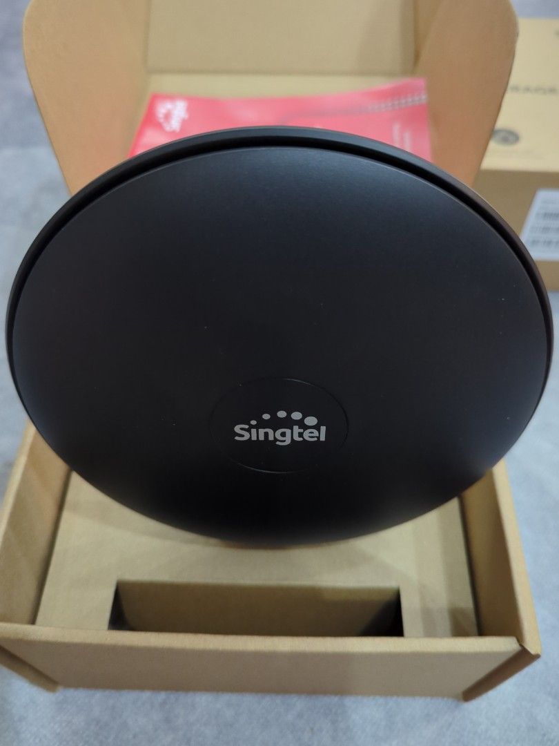 Singtel Mesh Router + Extender, Computers & Tech, Parts & Accessories ...