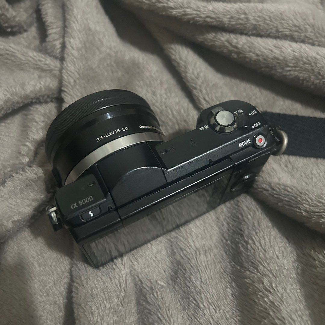 Sony A5000 Mirrorless camera perfect for vlogging, Photography, Cameras ...