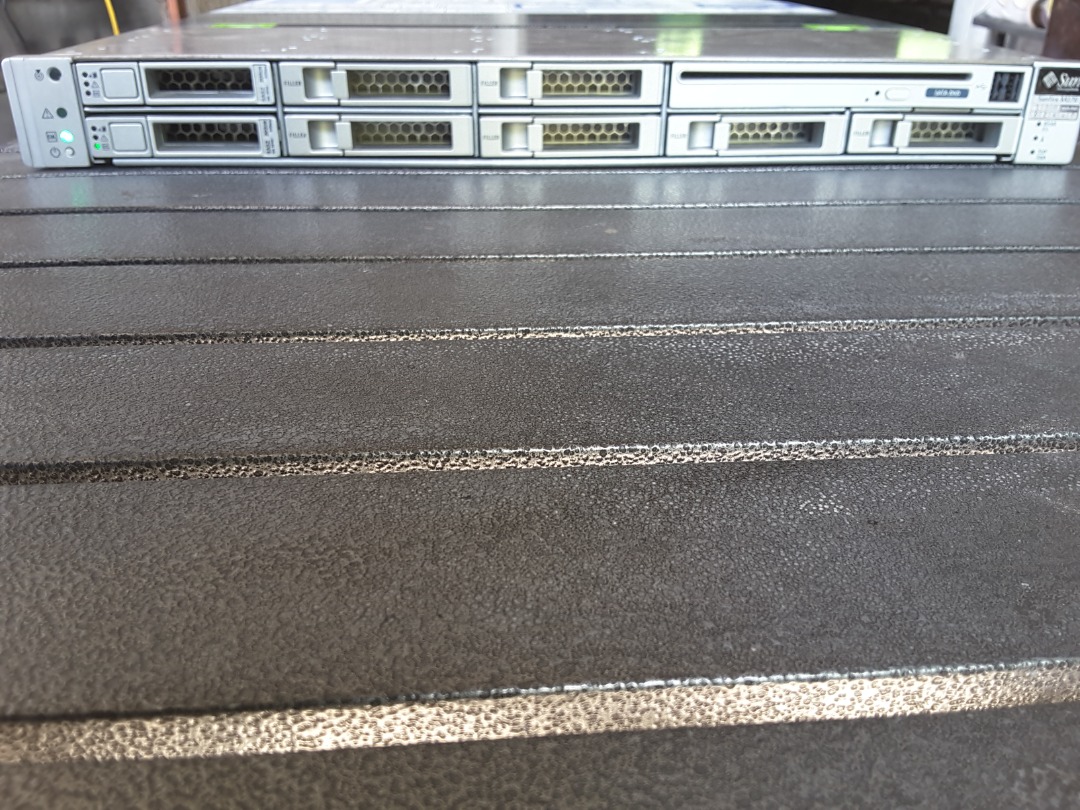 Sun Micro Sunfire X4170 1U Blade Server - Intel Xeon, Computers & Tech ...