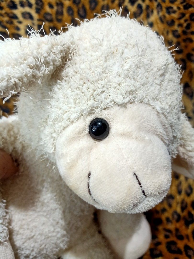 SUPER LARGE REALISTIC WHITE SHEEP / LAMB PLUSH TOU, Hobbies & Toys ...