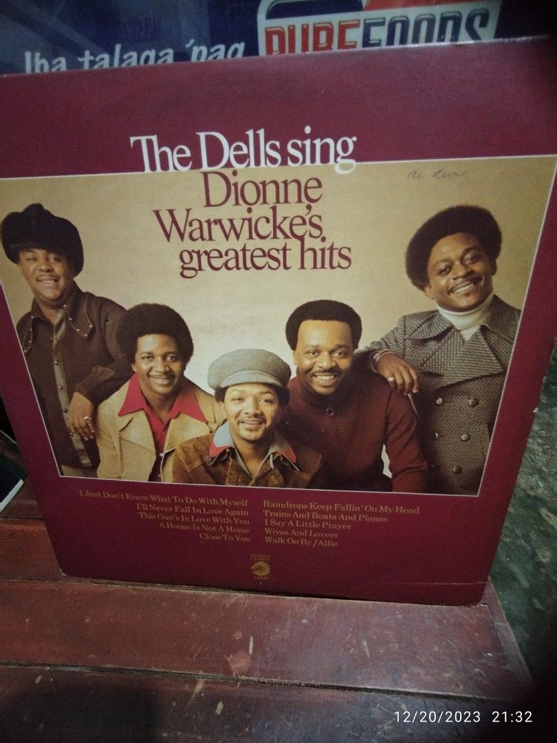 The Dells sing Dionne Warwicke's greatest hits, Hobbies & Toys, Music ...