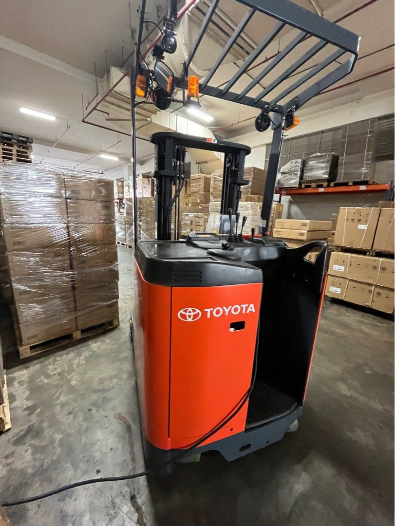 Toyota Electric Reach Truck (From 1.25 Ton - 1.5 Ton), Cars, Other ...
