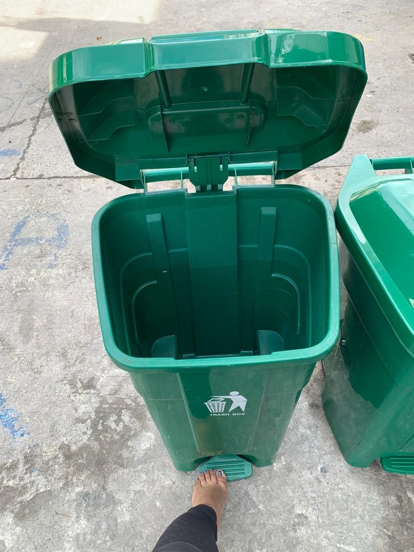 Trash box 70 liters, Furniture & Home Living, Cleaning & Homecare ...