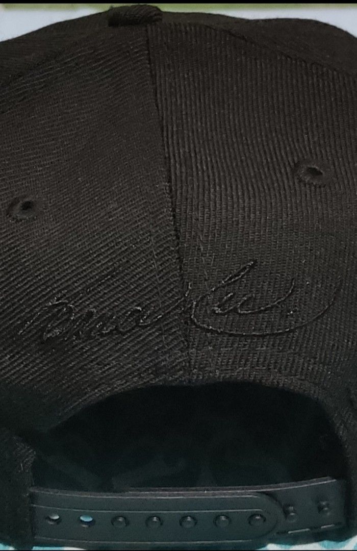 Triple Black Bruce Lee collab New era, Men's Fashion, Watches ...