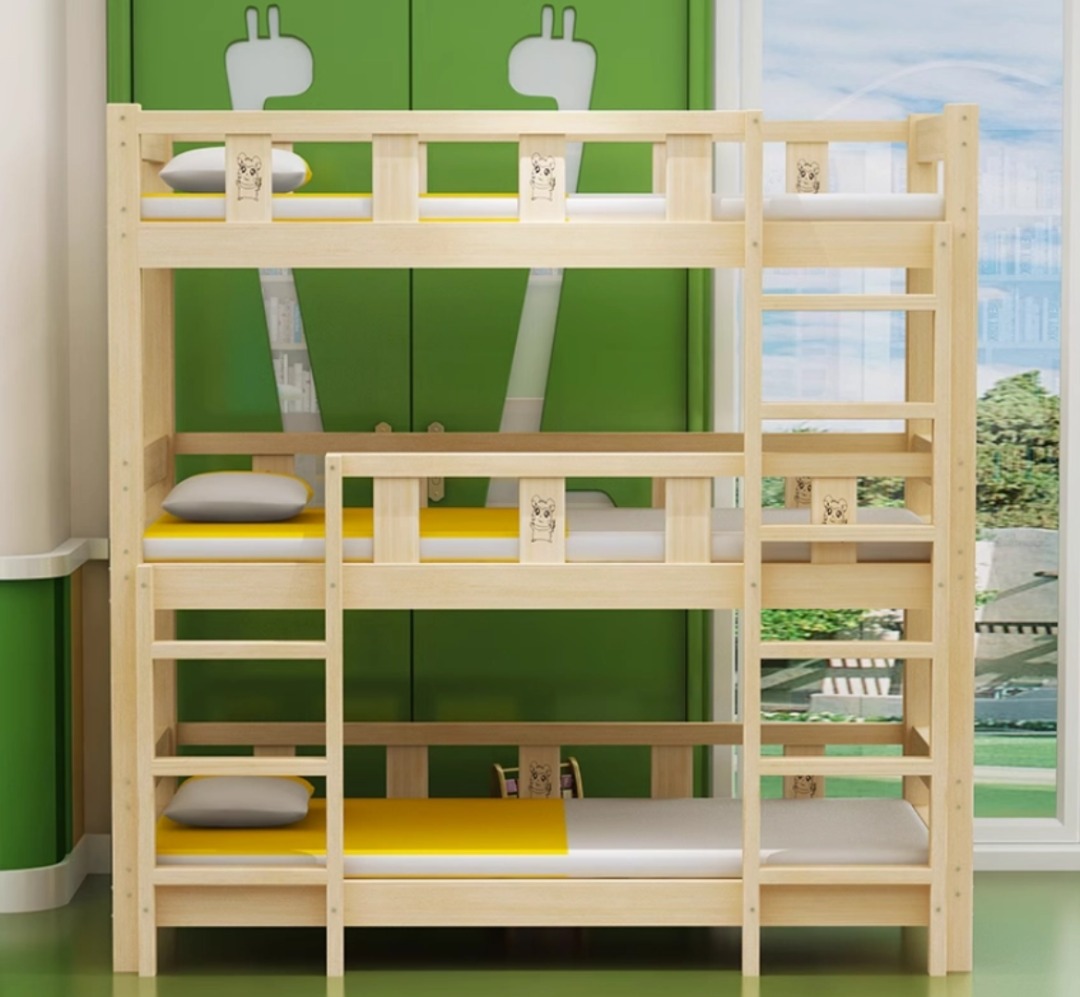 Triple the Comfor: Upper, Middle, and Lower Bunk Beds for All Ages ...