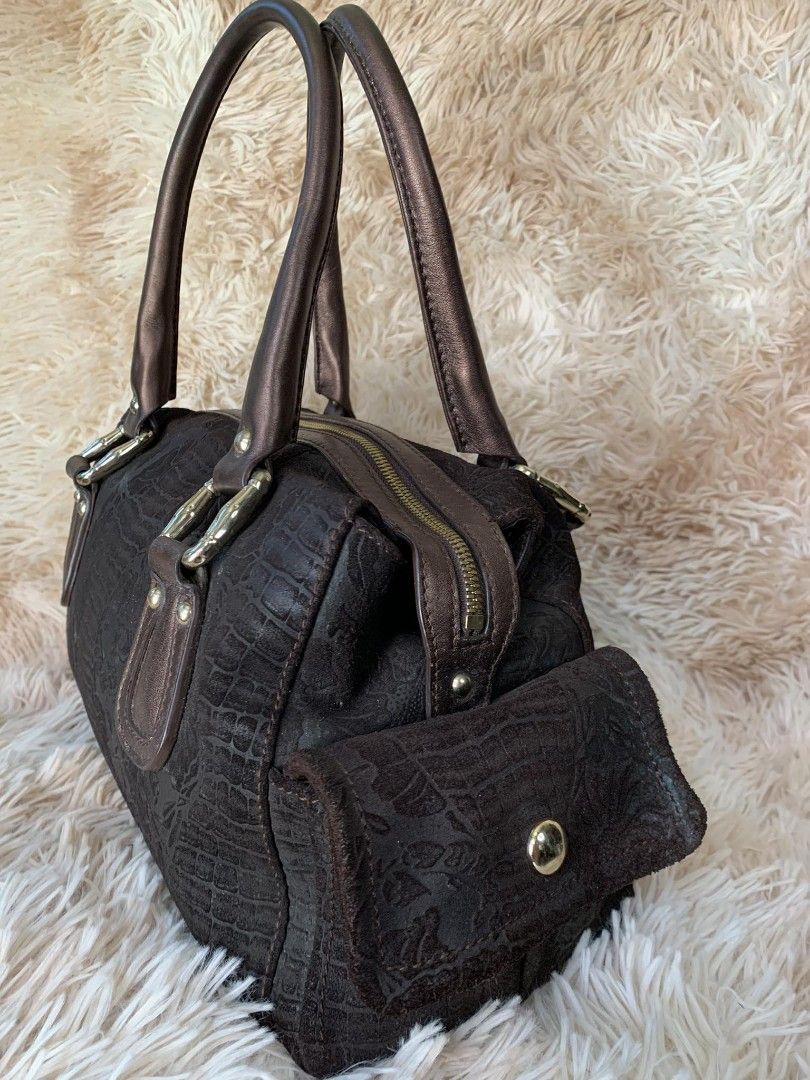 Ukay² Dilaks brand Doctors bag, Women's Fashion, Bags & Wallets ...