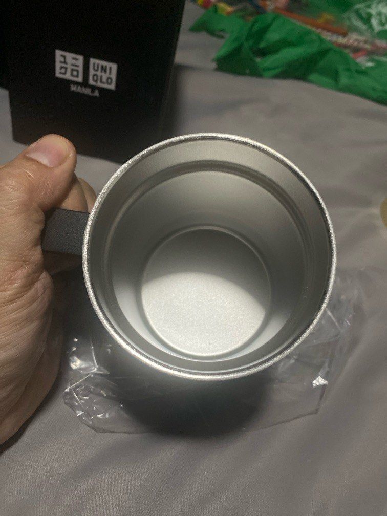 Uniqlo Manila insulated Mug, Everything Else, Looking For on Carousell