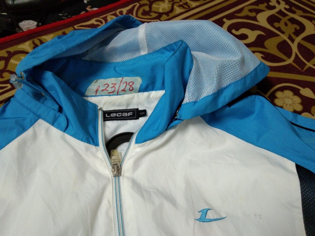 windbreaker lecaf, Sports Equipment, Hiking & Camping on Carousell
