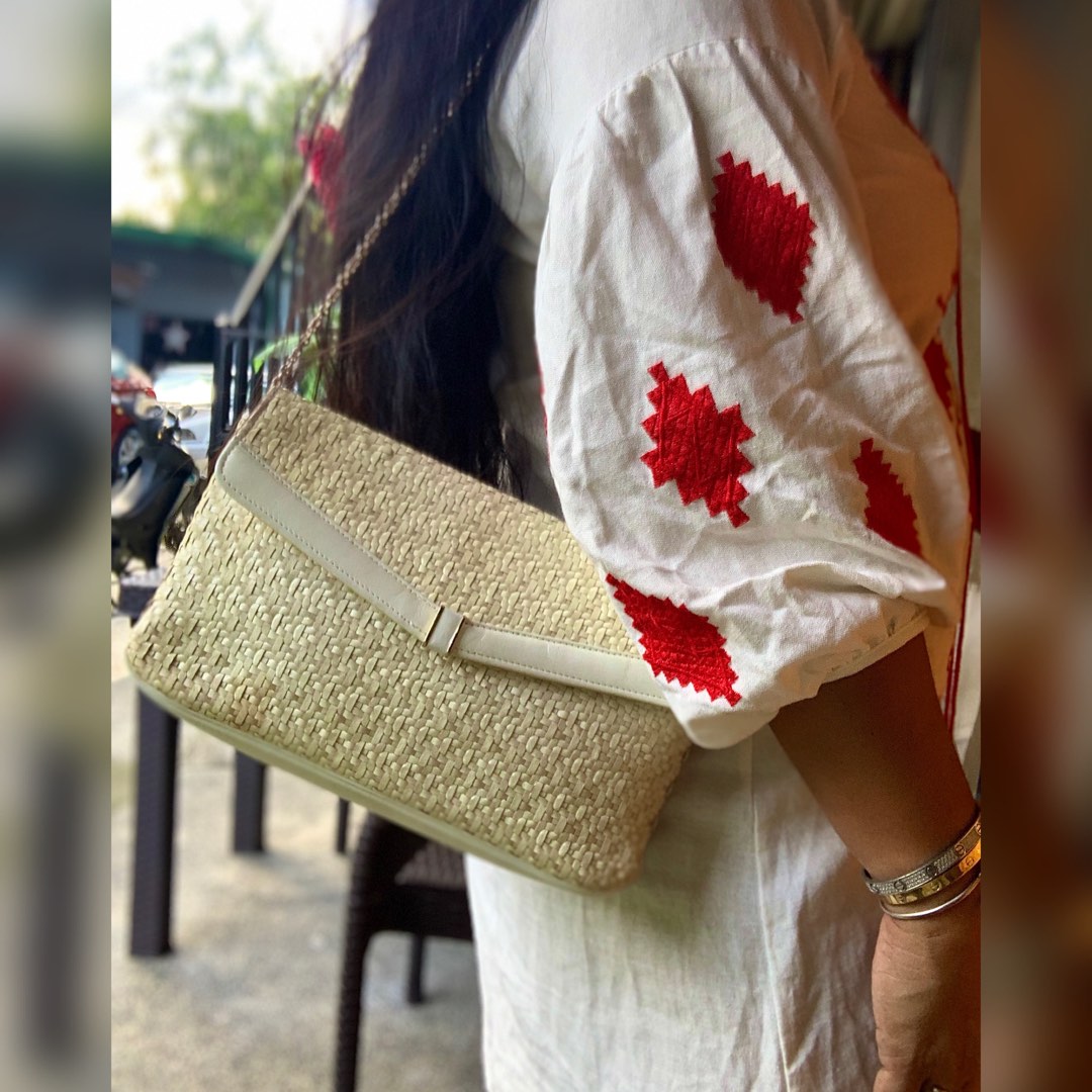 Woven White BANIG, INTERLACE GENUINE LEATHER with CHAIN JAPAN BAG ...