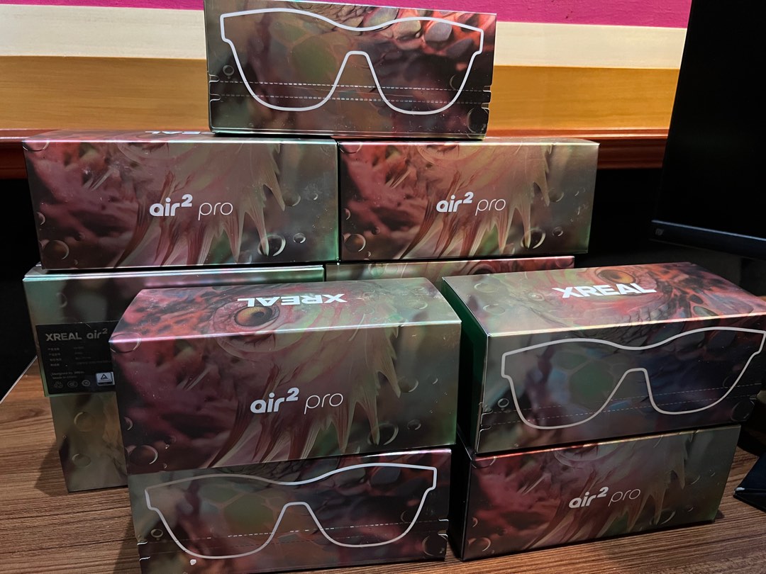 XREAL AIR 2 PRO AR glasses, Mobile Phones & Gadgets, Wearables & Smart ...