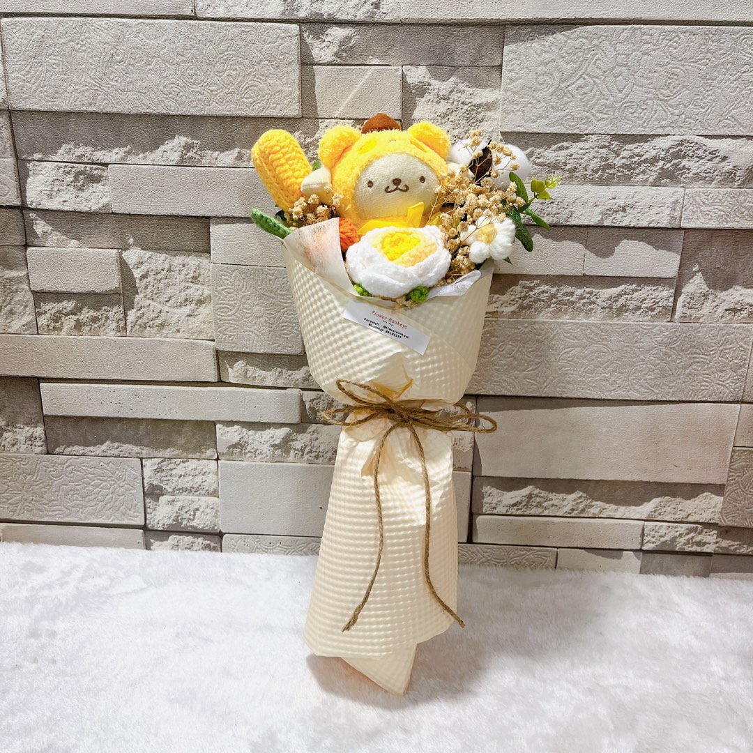 Pompompurin flower bouquet sanrio rose flower bouquet, Hobbies & Toys ...