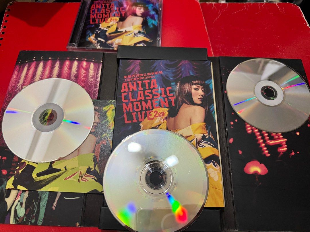 梅艷芳經典金曲演唱會 2cd +vcd （欠cd 1) 丶其中一隻VCD輕微甩銀 （不合完美主義者）, 興趣及遊戲, 音樂、樂器 & 配件, 音樂與媒體 - CD 及 DVD - Carousell